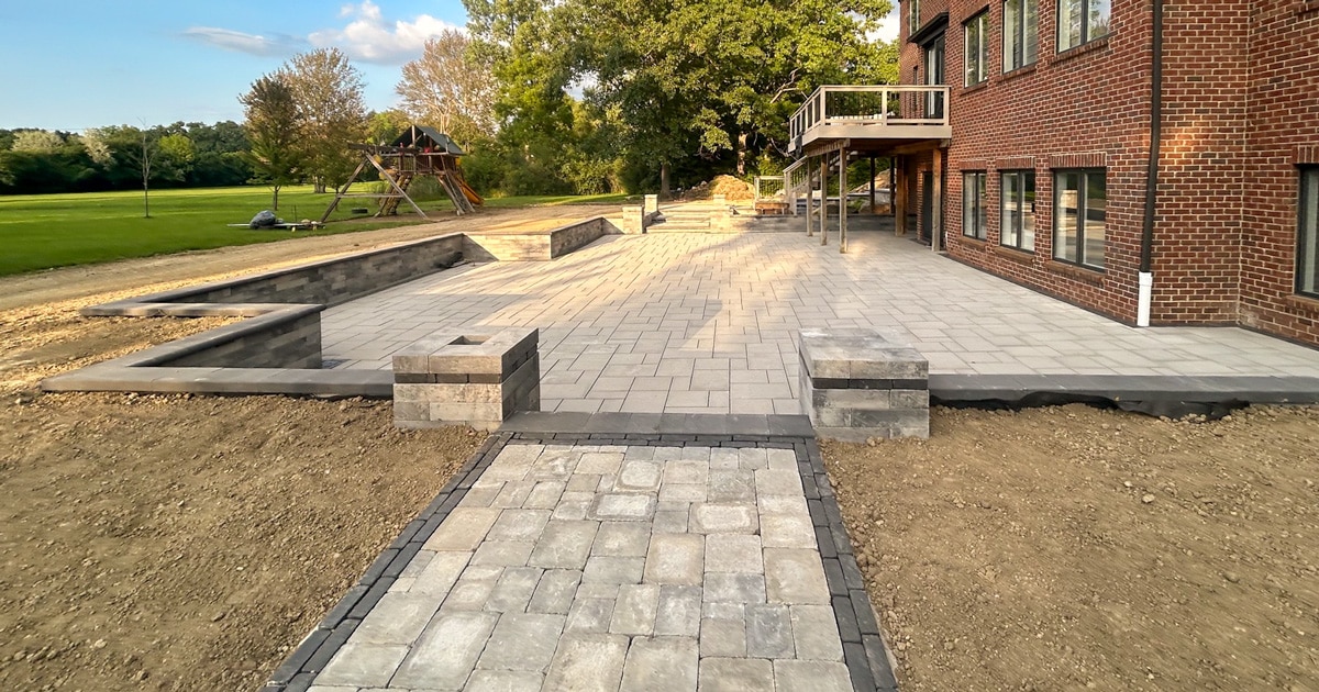 Retaining Wall Installation Services